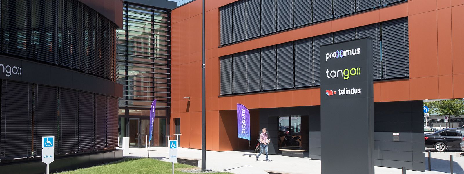 Une nouvelle maison pour Tango et Telindus