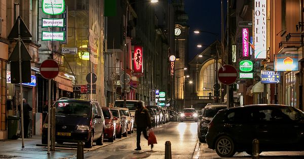 Há um casino ilegal na rua Joseph Junck?